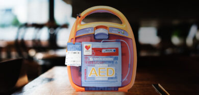 AED-2100｜遠隔監視機能付き日本製AEDの魅力8選。 - AEDコム【公式】